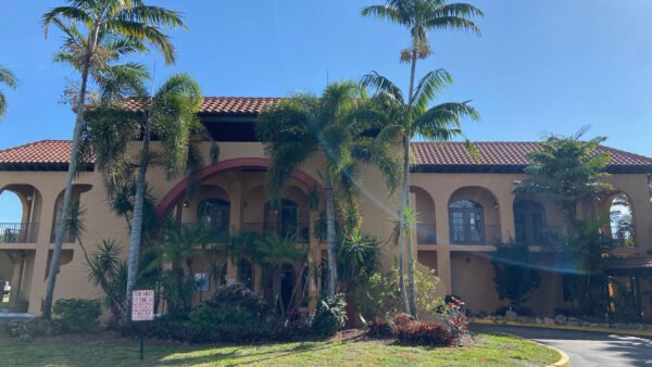 Port of the Islands Resort - Visit Everglades City